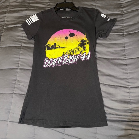 Grunt Style | Tops | Rare Grunt Style Club Beach Bash 44 Medium | Poshmark